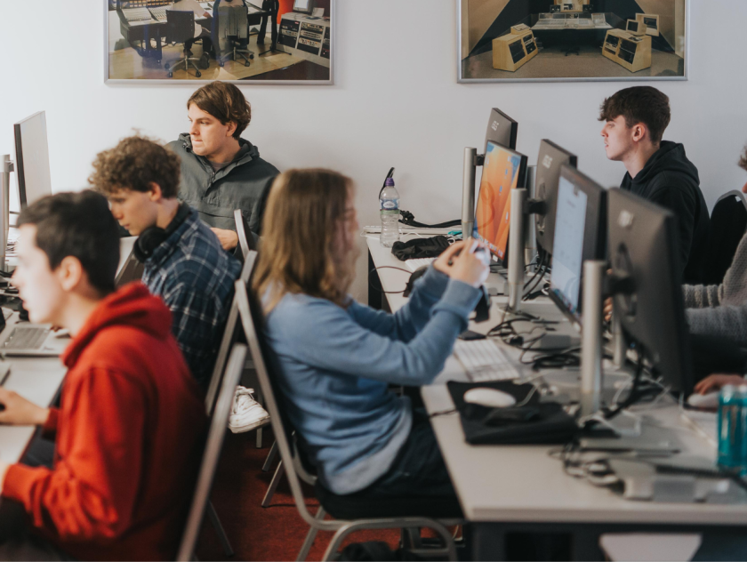 Study at SAE UK Institute | Kickstart your creative career