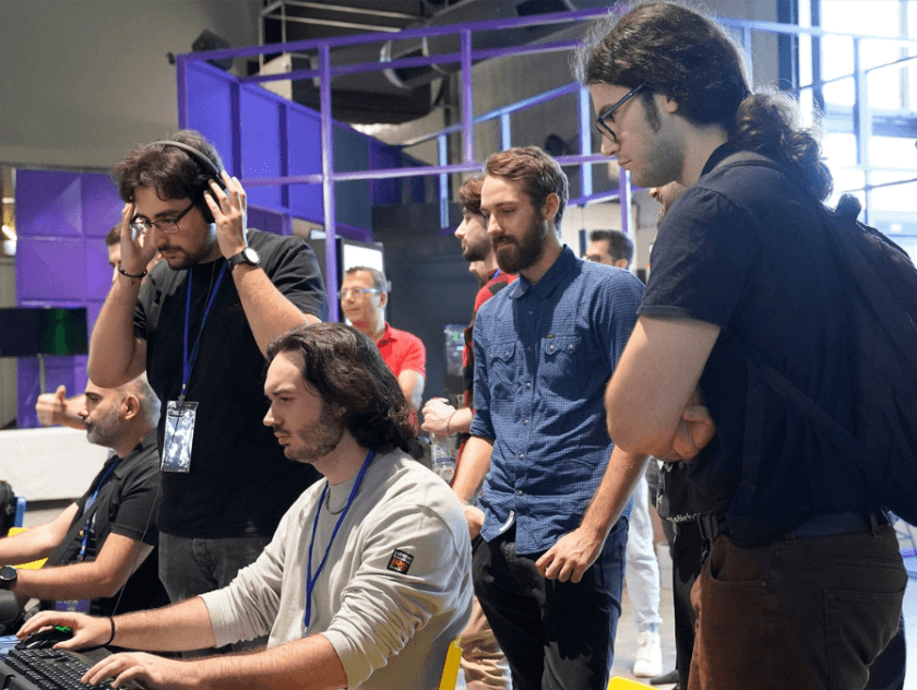 SAE Creators: Ο Γιώργος Λεωδής κάνει την παραγωγή του δίσκου των “Half Gramme Of Soma”